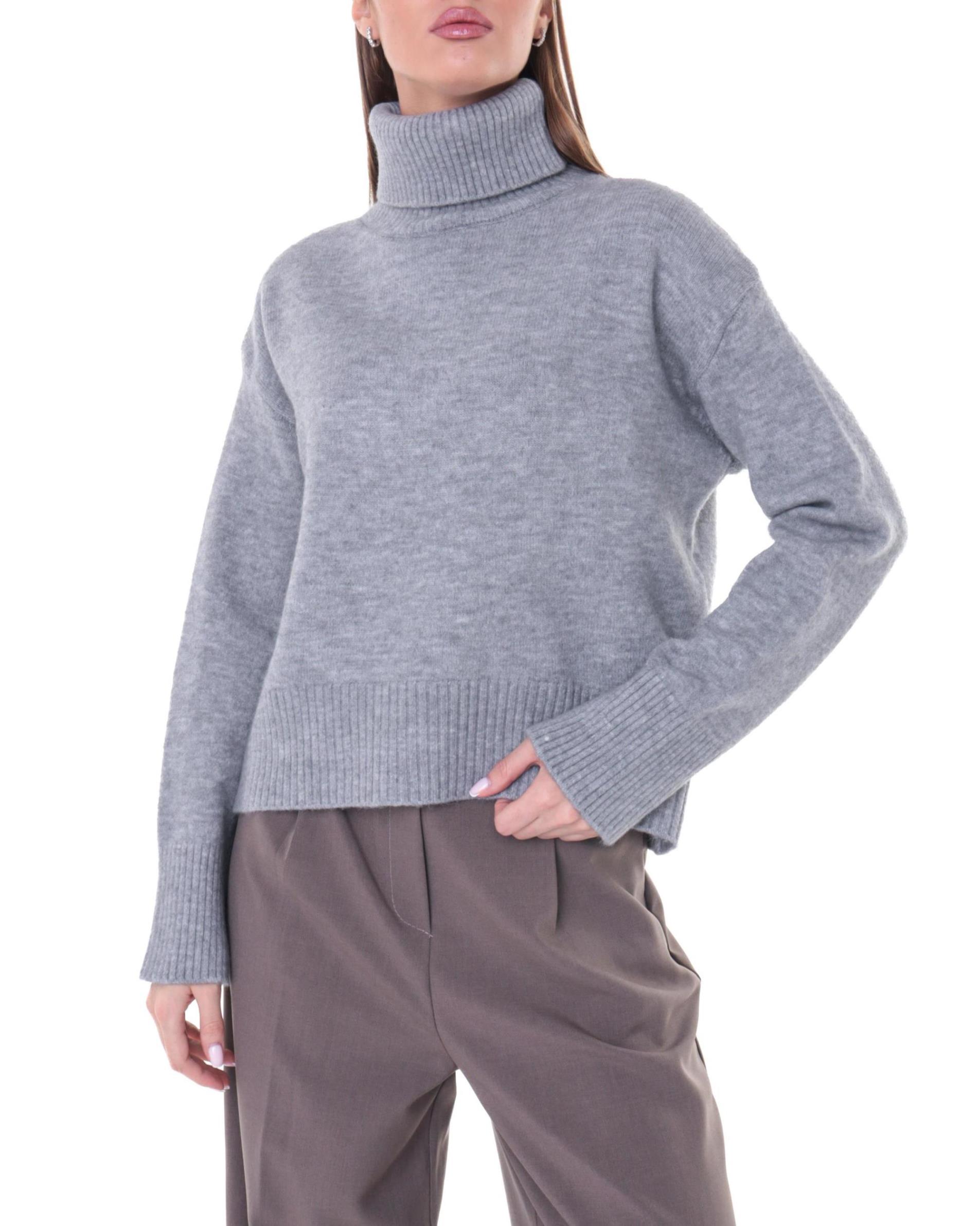 Сеть магазинов женской одежды Shatte